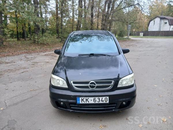 Melns Opel Zafira 2004 Rīga, ar dzinēja tilpumu 2.20 L un nobraukumu 343 tūkst. km par 1300 €, foto 9 vietnē AUTOMOTO.COM.LV