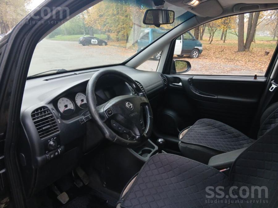 Black Opel Zafira 2004 in Riga, with an engine capacity of 2.20 L and mileage of 343 thousand km for 1300 €, photo 10 on AUTOMOTO.COM.LV