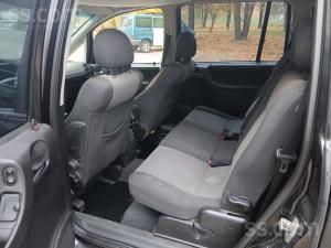 Black Opel Zafira 2004 in Riga, with an engine capacity of 2.20 L and mileage of 343 thousand km for 1300 €, photo 12 on AUTOMOTO.COM.LV