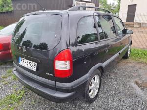 Black Opel Zafira 2005 in Valmiera, with an engine capacity of 2.00 L and mileage of 266 thousand km for 2000 €, photo 5 on AUTOMOTO.COM.LV