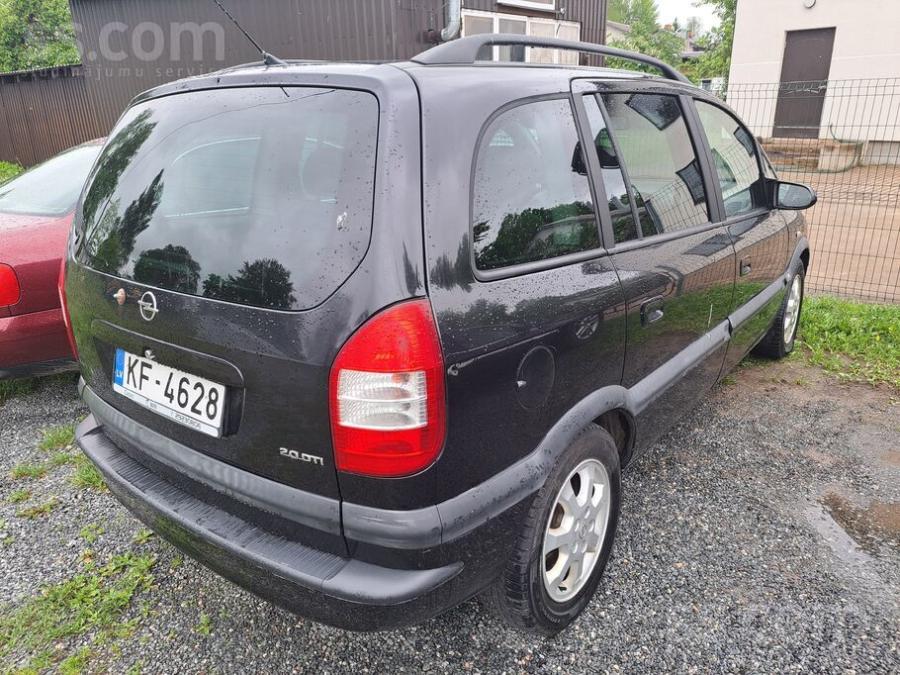 Black Opel Zafira 2005 in Valmiera, with an engine capacity of 2.00 L and mileage of 266 thousand km for 2000 €, photo 5 on AUTOMOTO.COM.LV