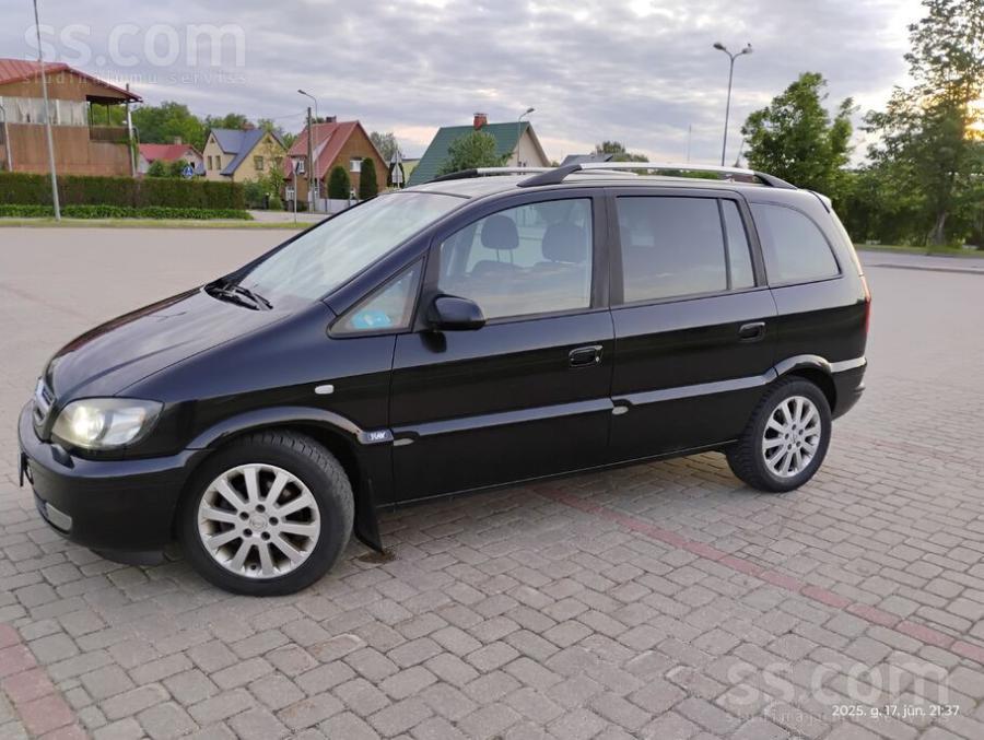 Melns Opel Zafira 2005 Cēsis, ar dzinēja tilpumu 2.20 L un nobraukumu 239 tūkst. km par 1250 €, foto 8 vietnē AUTOMOTO.COM.LV