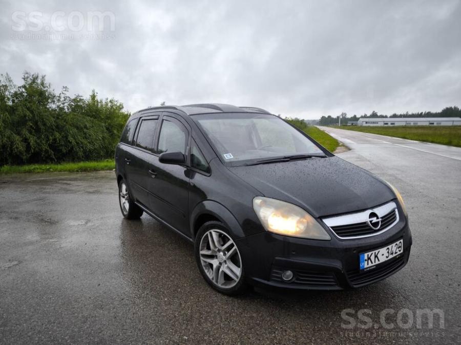 Black Opel Zafira 2005 in Riga, with an engine capacity of 1.90 L and mileage of 340 thousand km for 1900 €, photo 2 on AUTOMOTO.COM.LV