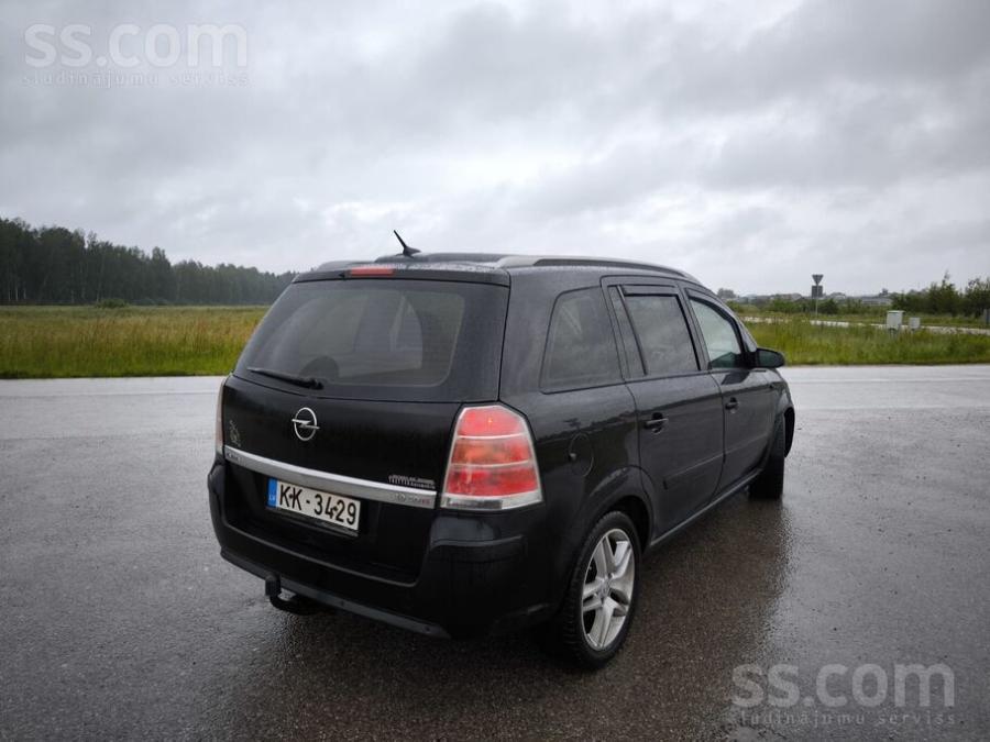 Black Opel Zafira 2005 in Riga, with an engine capacity of 1.90 L and mileage of 340 thousand km for 1900 €, photo 3 on AUTOMOTO.COM.LV