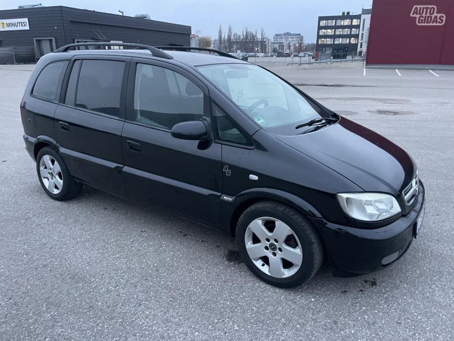 Melns Opel Zafira 2005 Kauņa, ar dzinēja tilpumu 2.00 L un nobraukumu 300 tūkst. km par 1300 €, foto 1 vietnē AUTOMOTO.COM.LV