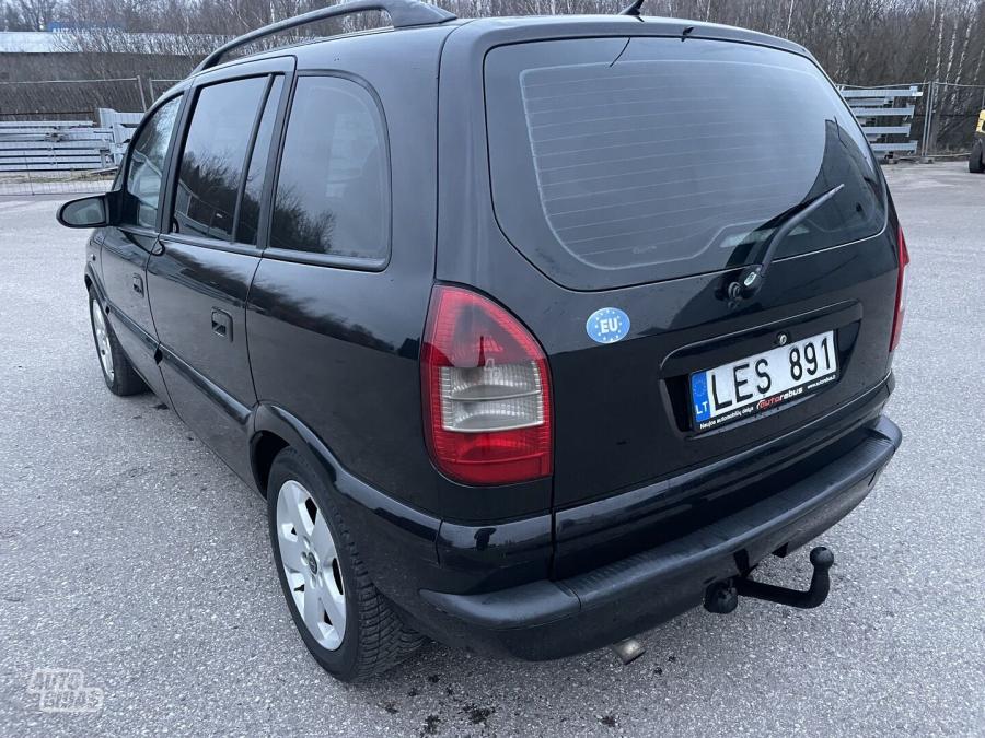 Melns Opel Zafira 2005 Kauņa, ar dzinēja tilpumu 2.00 L un nobraukumu 300 tūkst. km par 1300 €, foto 5 vietnē AUTOMOTO.COM.LV