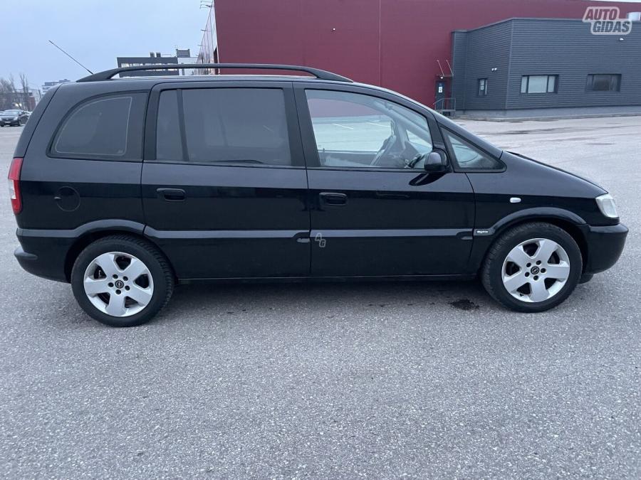 Melns Opel Zafira 2005 Kauņa, ar dzinēja tilpumu 2.00 L un nobraukumu 300 tūkst. km par 1300 €, foto 9 vietnē AUTOMOTO.COM.LV
