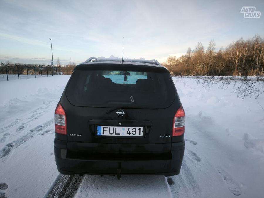 Melns Opel Zafira 2005 Telšiai, ar dzinēja tilpumu 2.20 L un nobraukumu 300 tūkst. km par 900 €, foto 6 vietnē AUTOMOTO.COM.LV