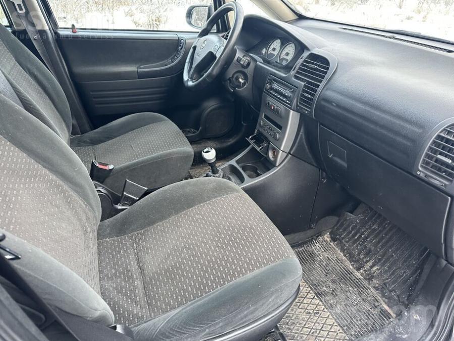 Melns Opel Zafira 2005 Rīga, ar dzinēja tilpumu 1.80 L un nobraukumu 265 tūkst. km par 1299 €, foto 11 vietnē AUTOMOTO.COM.LV