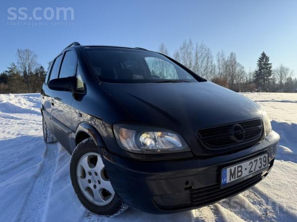 Black Opel Zafira 2005 in Cesis, with an engine capacity of 2.20 L and mileage of 380 thousand km for 1200 €, photo 6 on AUTOMOTO.COM.LV
