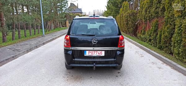 Melns Opel Zafira 2005 Viļņa, ar dzinēja tilpumu 1.90 L un nobraukumu 290 tūkst. km par 2950 €, foto 5 vietnē AUTOMOTO.COM.LV