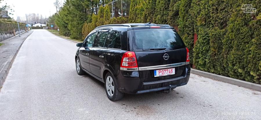 Black Opel Zafira 2005 in Vilnius, with an engine capacity of 1.90 L and mileage of 290 thousand km for 2950 €, photo 7 on AUTOMOTO.COM.LV