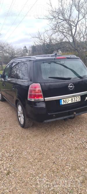 Melns Opel Zafira 2005 Jelgava, ar dzinēja tilpumu 1.90 L un nobraukumu 318 tūkst. km par 1250 €, foto 5 vietnē AUTOMOTO.COM.LV