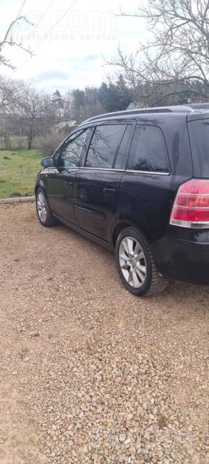 Melns Opel Zafira 2005 Jelgava, ar dzinēja tilpumu 1.90 L un nobraukumu 318 tūkst. km par 1250 €, foto 6 vietnē AUTOMOTO.COM.LV