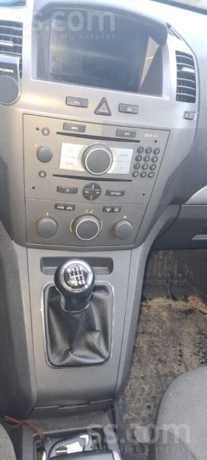 Melns Opel Zafira 2005 Jelgava, ar dzinēja tilpumu 1.90 L un nobraukumu 318 tūkst. km par 1250 €, foto 9 vietnē AUTOMOTO.COM.LV