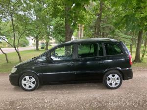 Melns Opel Zafira 2005 Jelgava, ar dzinēja tilpumu 2.20 L un nobraukumu 358 tūkst. km par 1350 €, foto 4 vietnē AUTOMOTO.COM.LV