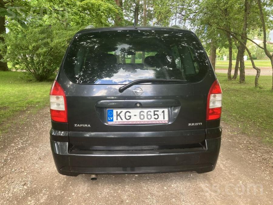 Melns Opel Zafira 2005 Jelgava, ar dzinēja tilpumu 2.20 L un nobraukumu 358 tūkst. km par 1350 €, foto 6 vietnē AUTOMOTO.COM.LV