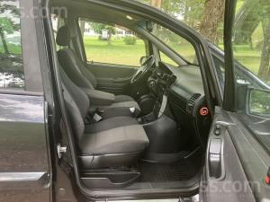 Melns Opel Zafira 2005 Jelgava, ar dzinēja tilpumu 2.20 L un nobraukumu 358 tūkst. km par 1350 €, foto 13 vietnē AUTOMOTO.COM.LV