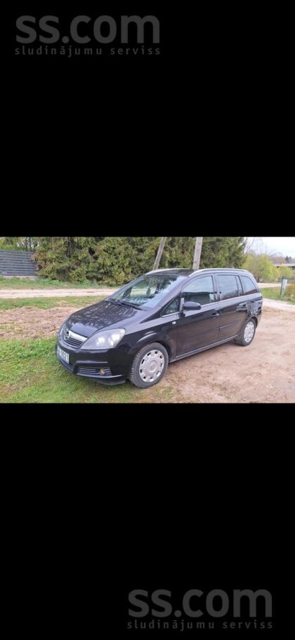 Black Opel Zafira 2005 in Ogre, with an engine capacity of 1.90 L and mileage of 337 thousand km for 1200 €, photo 1 on AUTOMOTO.COM.LV