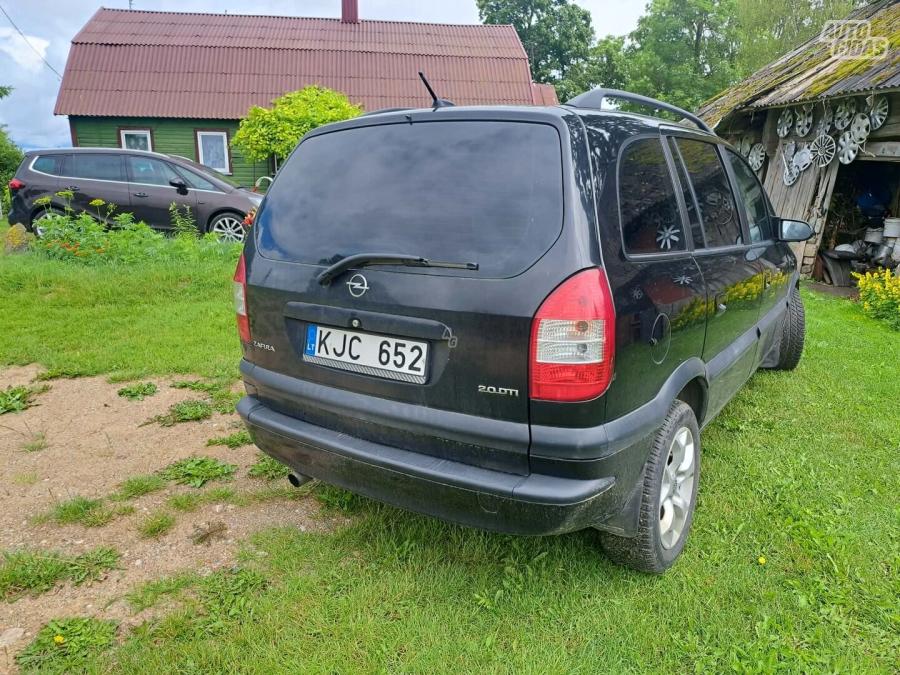 Melns Opel Zafira 2005 Marijampole, ar dzinēja tilpumu 2.00 L un nobraukumu 320 tūkst. km par 1150 €, foto 4 vietnē AUTOMOTO.COM.LV