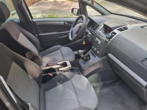 Melns Opel Zafira 2005 Kauņa, ar dzinēja tilpumu 1.91 L un nobraukumu 357 tūkst. km par 1300 €, foto 8 vietnē AUTOMOTO.COM.LV