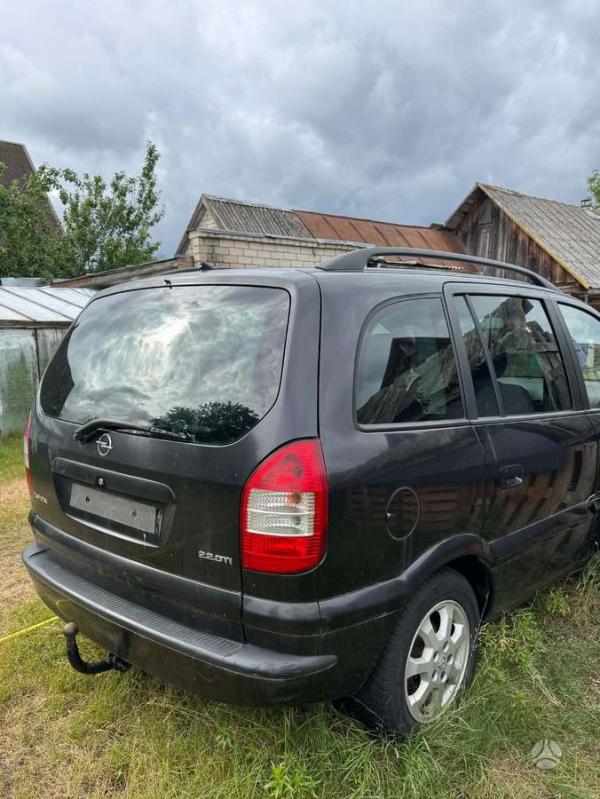 Melns Opel Zafira 2005 Druskininkai, ar dzinēja tilpumu 2.17 L un nobraukumu 305 tūkst. km par 500 €, foto 4 vietnē AUTOMOTO.COM.LV