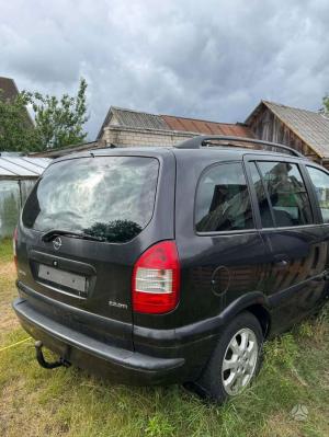 Melns Opel Zafira 2005 Druskininkai, ar dzinēja tilpumu 2.17 L un nobraukumu 305 tūkst. km par 500 €, foto 5 vietnē AUTOMOTO.COM.LV
