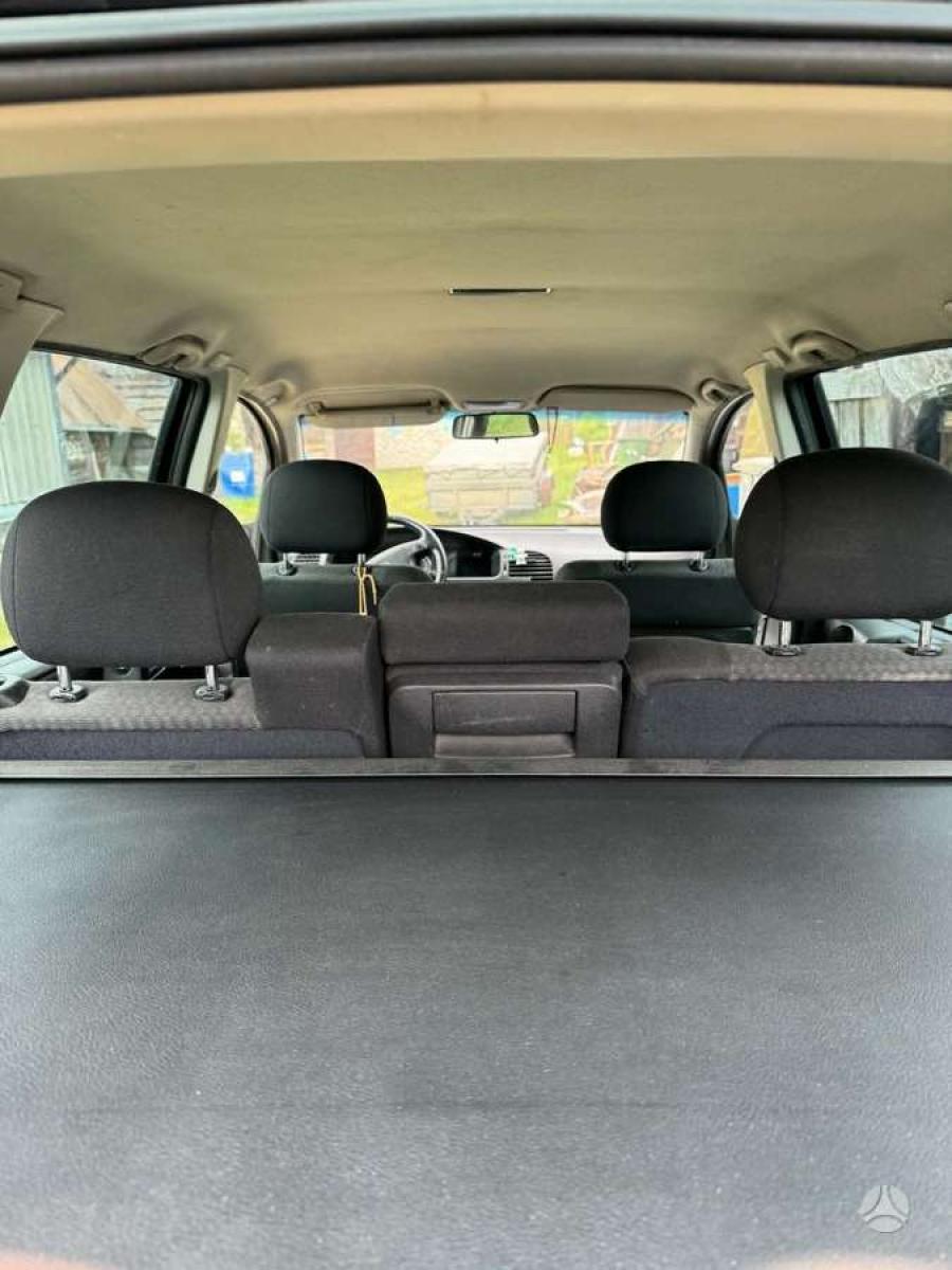 Melns Opel Zafira 2005 Druskininkai, ar dzinēja tilpumu 2.17 L un nobraukumu 305 tūkst. km par 500 €, foto 9 vietnē AUTOMOTO.COM.LV