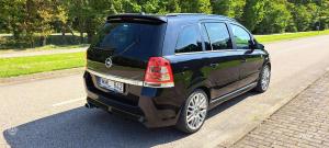 Melns Opel Zafira 2005 Kauņa, ar dzinēja tilpumu 2.00 L un nobraukumu 234 tūkst. km par 3800 €, foto 5 vietnē AUTOMOTO.COM.LV