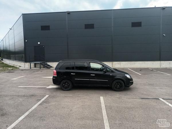 Black Opel Zafira 2005 in Telschi, with an engine capacity of 1.80 L and mileage of 300 thousand km for 1900 €, photo 6 on AUTOMOTO.COM.LV