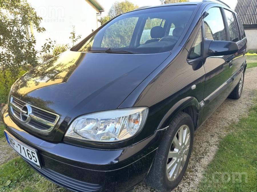 Black Opel Zafira 2005 in Jekabpils, with an engine capacity of 1.60 L and mileage of 292 thousand km for 750 €, photo 1 on AUTOMOTO.COM.LV