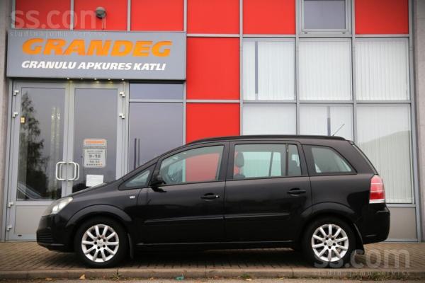 Melns Opel Zafira 2005 Rīga, ar dzinēja tilpumu 1.90 L un nobraukumu 199 tūkst. km par 2495 €, foto 3 vietnē AUTOMOTO.COM.LV