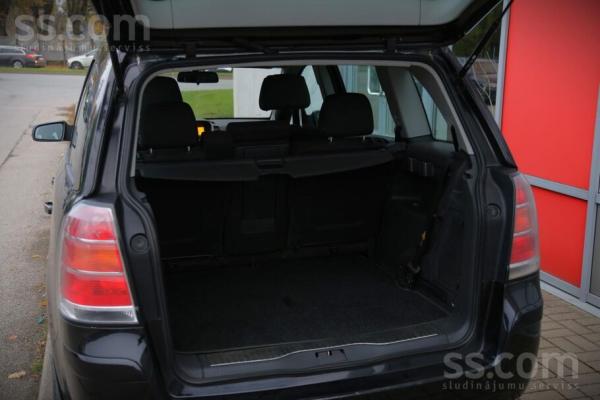 Melns Opel Zafira 2005 Rīga, ar dzinēja tilpumu 1.90 L un nobraukumu 199 tūkst. km par 2495 €, foto 8 vietnē AUTOMOTO.COM.LV