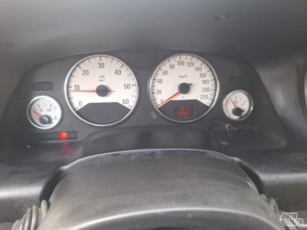 Опель Зафира 2005 в Вилкавишкис на AUTOMOTO.COM.LV Черный Опель Зафира 2005 в Вилкавишкис, объемом двигателя 2.00 л и пробегом 331 тыс. км за 1200 €, фото 7 на AUTOMOTO.COM.LV