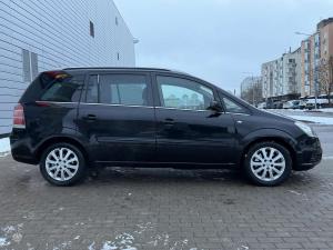 Black Opel Zafira 2006 in Vilnius, with an engine capacity of 2.20 L and mileage of 200 thousand km for 1450 €, photo 8 on AUTOMOTO.COM.LV
