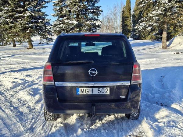 Melns Opel Zafira 2006 Plungė, ar dzinēja tilpumu 1.91 L un nobraukumu 344 tūkst. km par 1350 €, foto 8 vietnē AUTOMOTO.COM.LV