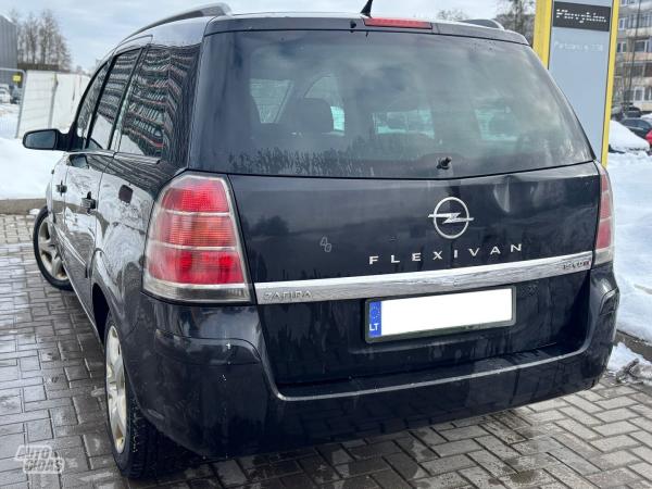 Melns Opel Zafira 2006 Kauņa, ar dzinēja tilpumu 1.90 L un nobraukumu 390 tūkst. km par 1650 €, foto 8 vietnē AUTOMOTO.COM.LV