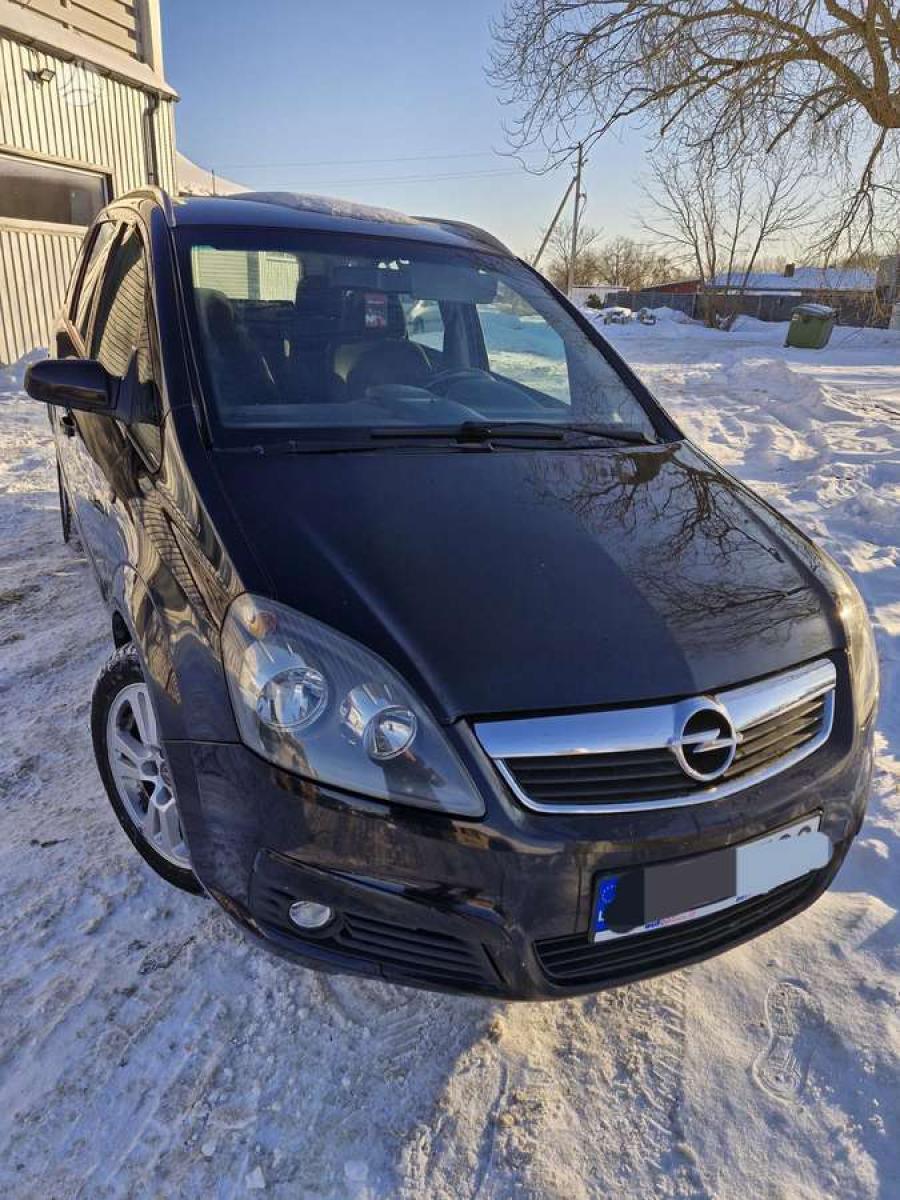 Melns Opel Zafira 2006 Klaipėda, ar dzinēja tilpumu 1.91 L un nobraukumu 337 tūkst. km par 1700 €, foto 1 vietnē AUTOMOTO.COM.LV