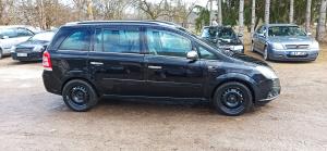 Melns Opel Zafira 2006 Viļņa, ar dzinēja tilpumu 1.90 L un nobraukumu 290 tūkst. km par 2850 €, foto 6 vietnē AUTOMOTO.COM.LV