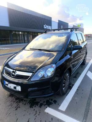 Melns Opel Zafira 2006 Utena, ar dzinēja tilpumu 1.90 L un nobraukumu 384 tūkst. km par 1499 €, foto  vietnē AUTOMOTO.COM.LV