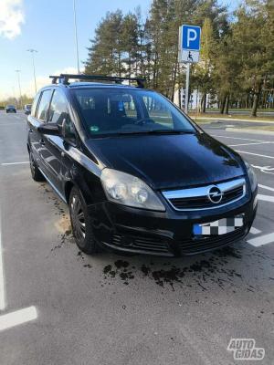 Melns Opel Zafira 2006 Utena, ar dzinēja tilpumu 1.90 L un nobraukumu 384 tūkst. km par 1499 €, foto 3 vietnē AUTOMOTO.COM.LV