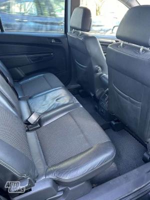 Melns Opel Zafira 2006 Viļņa, ar dzinēja tilpumu 1.90 L un nobraukumu 305 tūkst. km par 1450 €, foto 10 vietnē AUTOMOTO.COM.LV