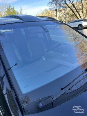 Melns Opel Zafira 2006 Viļņa, ar dzinēja tilpumu 1.90 L un nobraukumu 305 tūkst. km par 1450 €, foto 14 vietnē AUTOMOTO.COM.LV