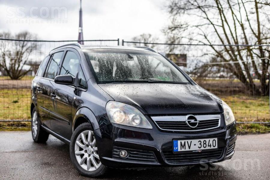 Melns Opel Zafira 2006 Rīga, ar dzinēja tilpumu 1.90 L un nobraukumu 242 tūkst. km par 1990 €, foto 3 vietnē AUTOMOTO.COM.LV