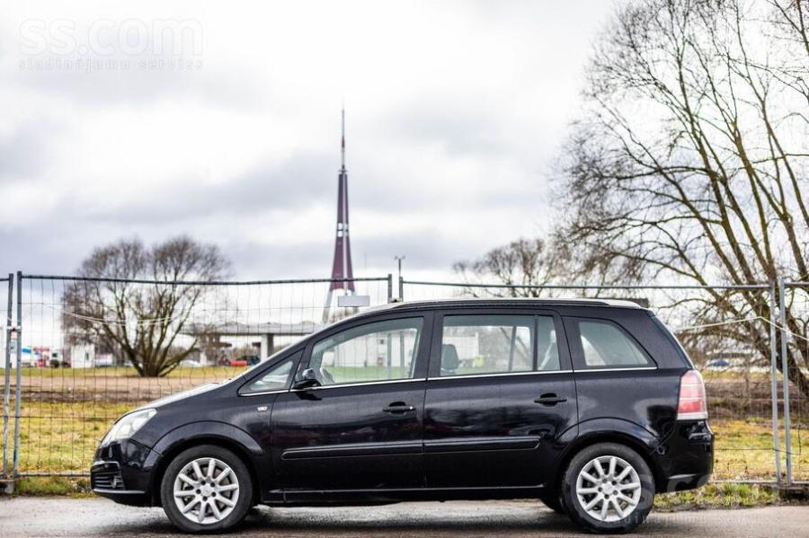 Melns Opel Zafira 2006 Rīga, ar dzinēja tilpumu 1.90 L un nobraukumu 242 tūkst. km par 1990 €, foto 5 vietnē AUTOMOTO.COM.LV