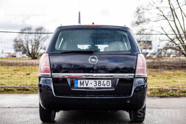 Melns Opel Zafira 2006 Rīga, ar dzinēja tilpumu 1.90 L un nobraukumu 242 tūkst. km par 1990 €, foto 8 vietnē AUTOMOTO.COM.LV
