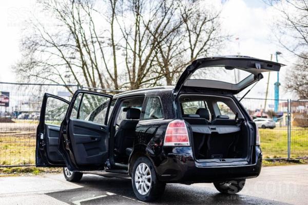 Melns Opel Zafira 2006 Rīga, ar dzinēja tilpumu 1.90 L un nobraukumu 242 tūkst. km par 1990 €, foto 9 vietnē AUTOMOTO.COM.LV