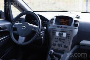 Melns Opel Zafira 2006 Rīga, ar dzinēja tilpumu 1.90 L un nobraukumu 242 tūkst. km par 1990 €, foto 22 vietnē AUTOMOTO.COM.LV