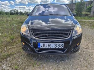 Black Opel Zafira 2006 in Kelme, with an engine capacity of 1.90 L and mileage of 300 thousand km for 500 €, photo 5 on AUTOMOTO.COM.LV