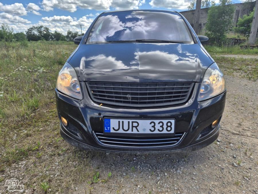 Black Opel Zafira 2006 in Kelme, with an engine capacity of 1.90 L and mileage of 300 thousand km for 500 €, photo 5 on AUTOMOTO.COM.LV